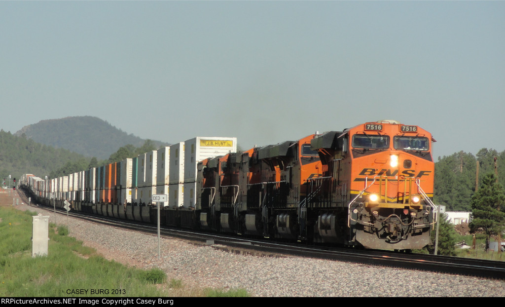 BNSF 7516